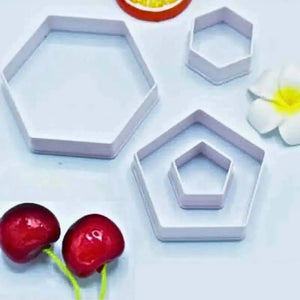 4Pcs Footballl Shape Plunger Cutter